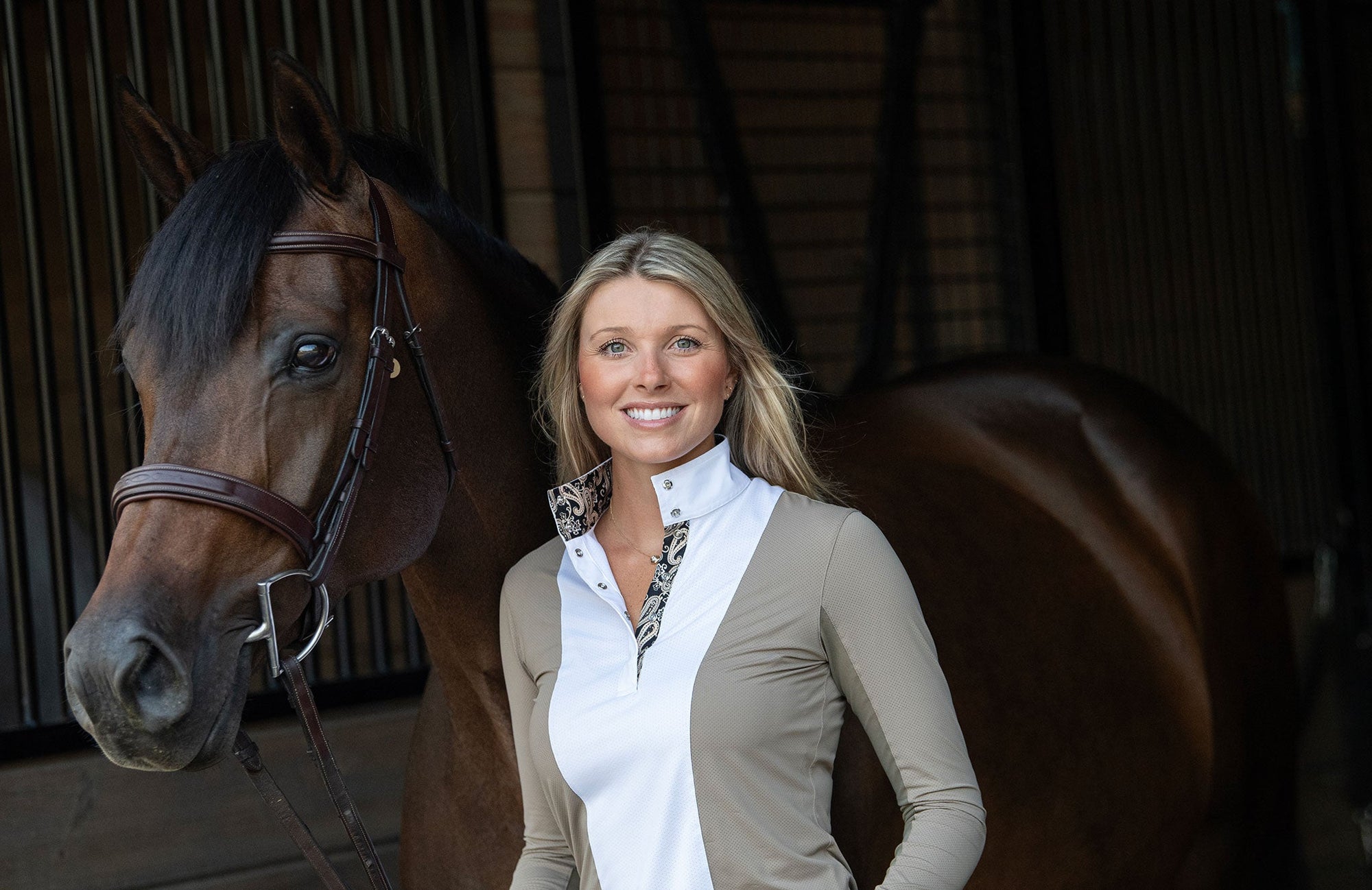 Ladies Luna Performance Show Shirt – Essex Classics